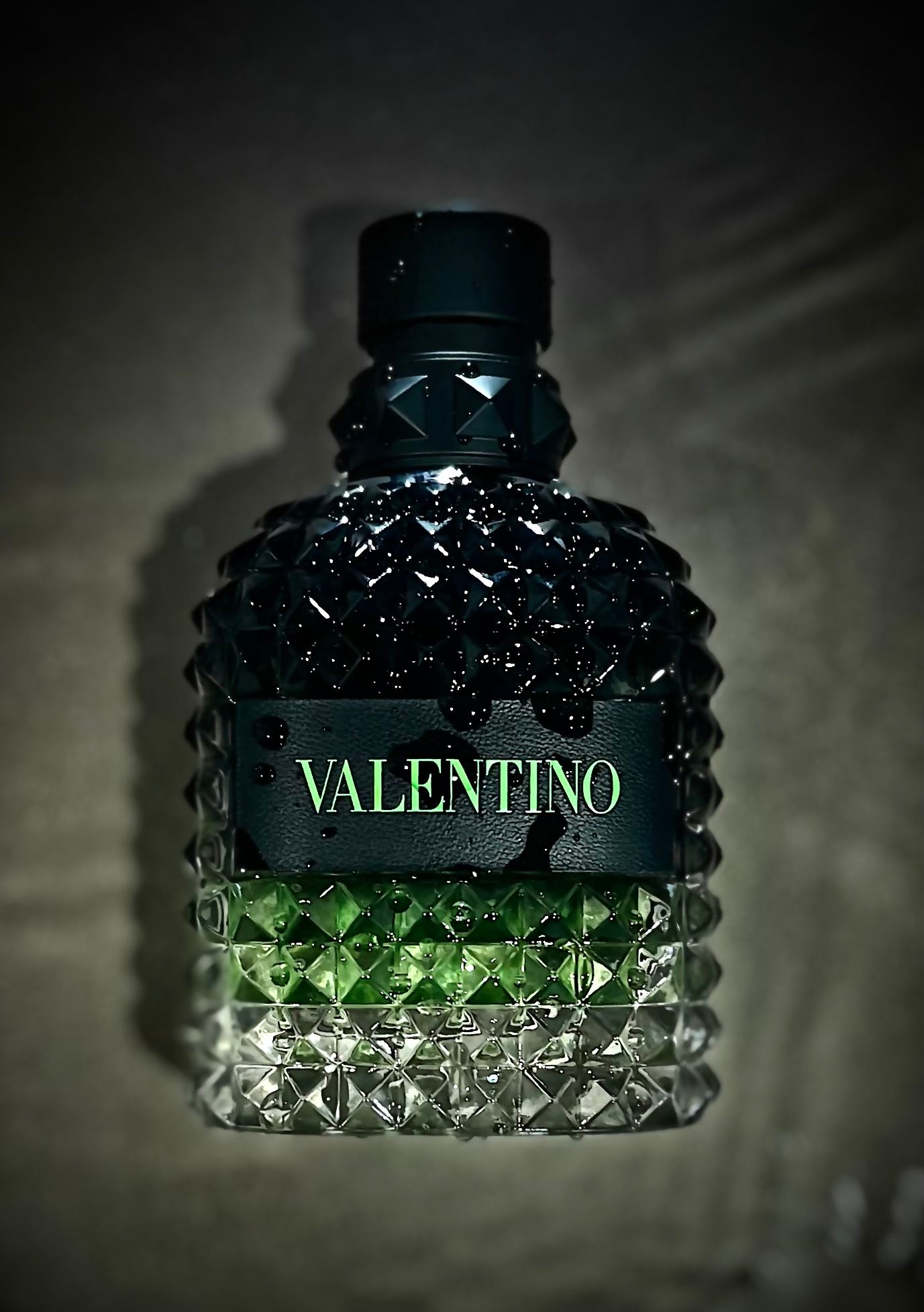 VALENTINO BORN IN ROMA GREEN STRAVAGANZA - Beauty Insider Community