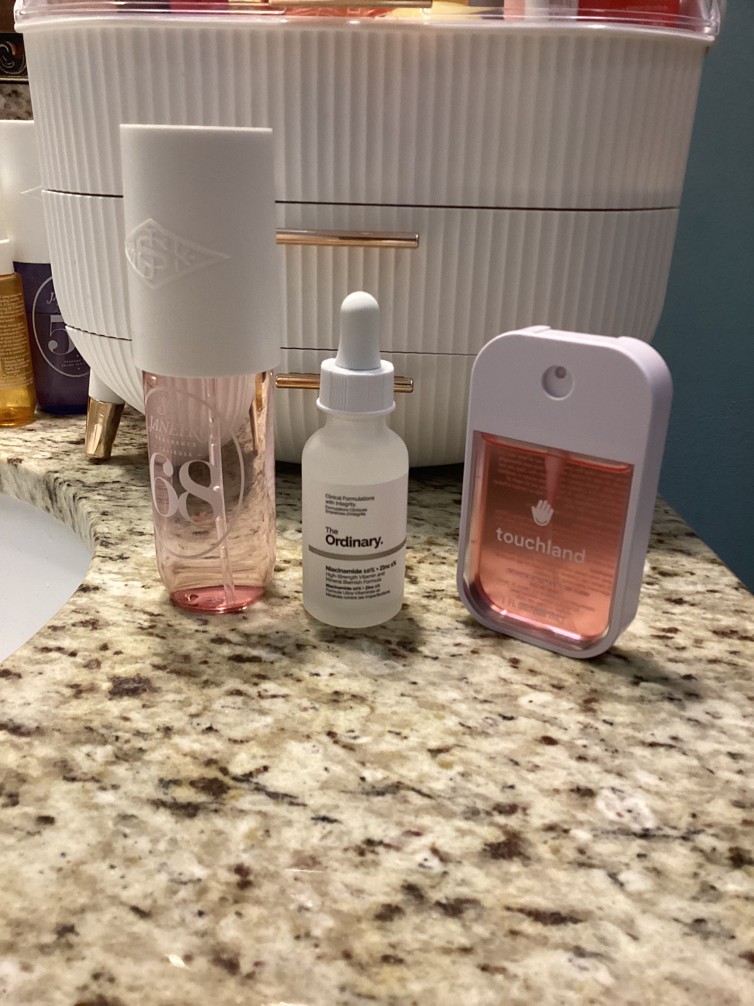 haull - Beauty Insider Community