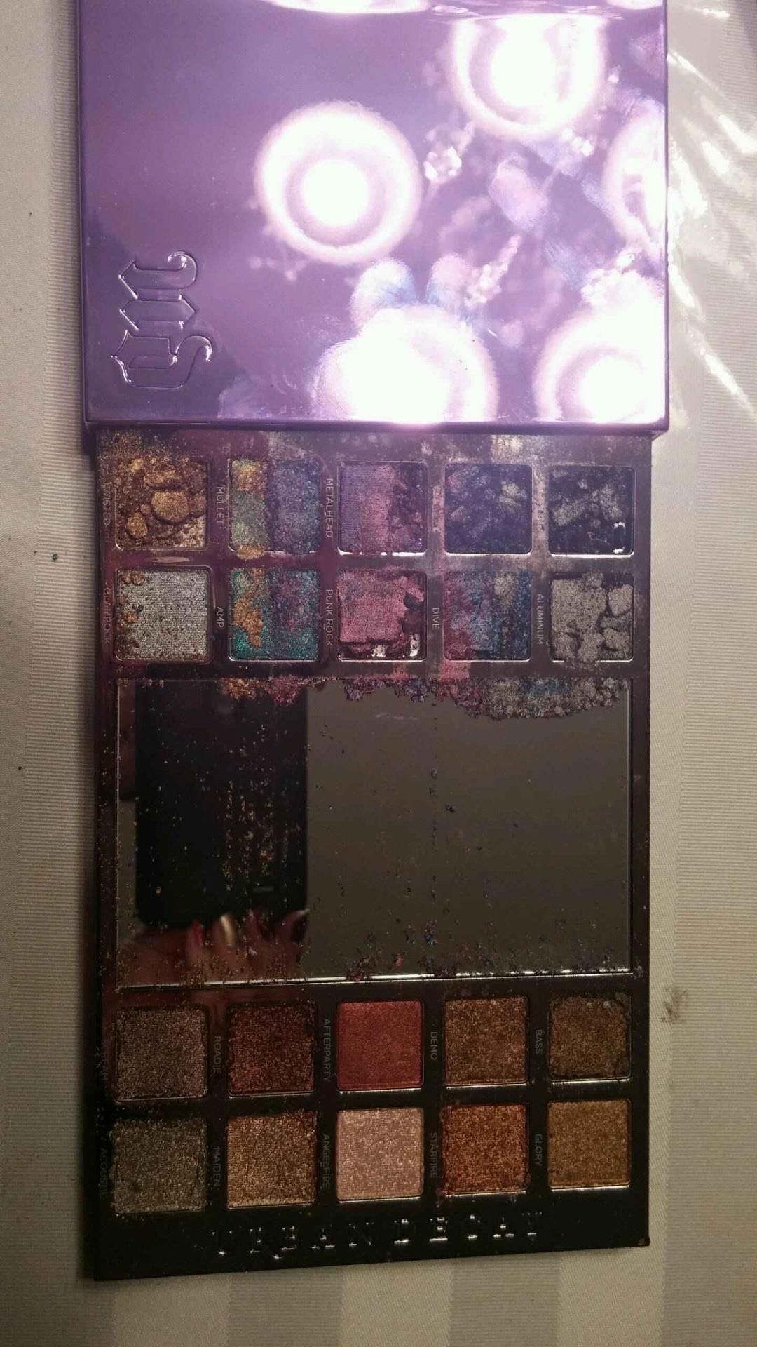Broken Palette - Beauty Insider Community